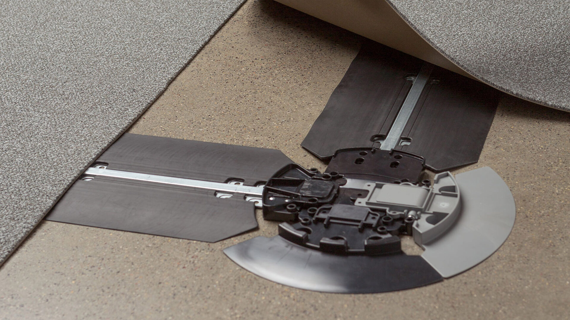 Thread Power System by Steelcase - LOTH, Inc.